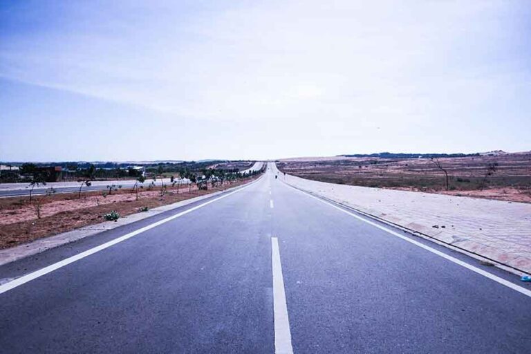 What Happens When Speed and Road Conditions Don’t Match? - Laventino