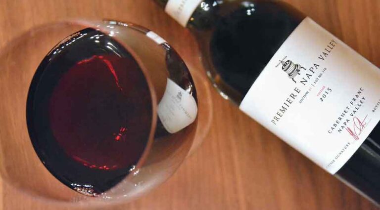 What That Wine Bottle Label Really Says About the Wine - Laventino